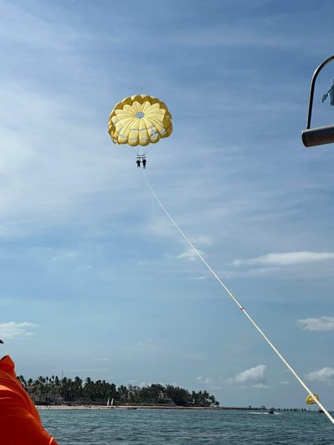 Parasailen in Punta Cana: Adrenaline in de lucht | GetYourGuide