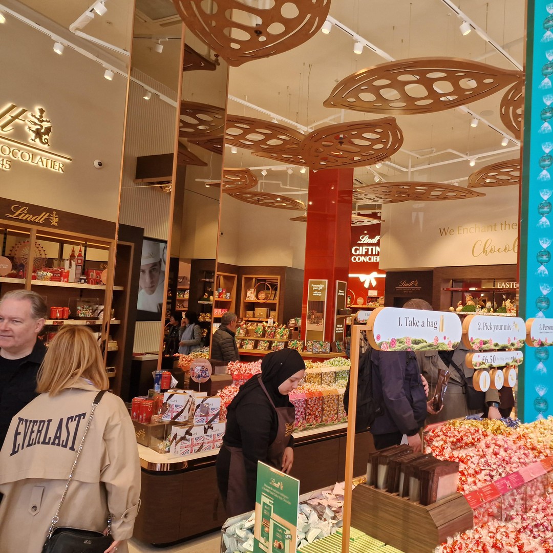 London: VIP Chocolate Tour | GetYourGuide