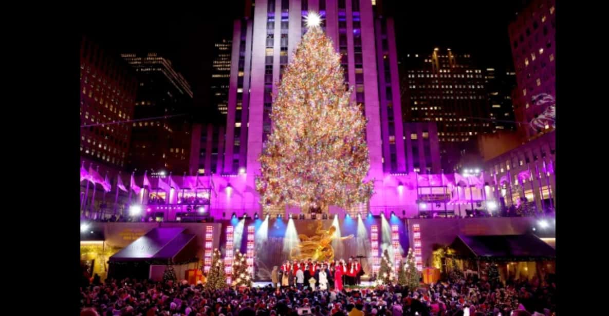New York: Rockefeller Center Christmas Tree Pedicab Tour | GetYourGuide