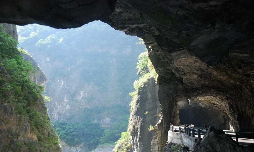 Hualien & Taroko Gorge Shared Tour from Hualien | GetYourGuide