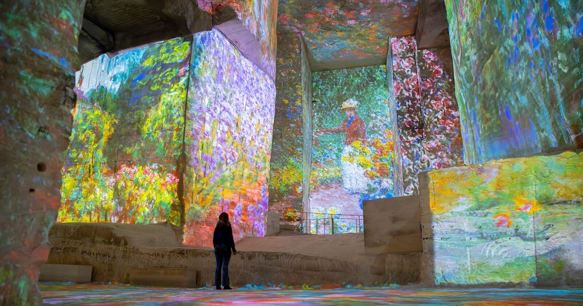 Les Baux-de-Provence: Carrières des Lumières admission ticket ...