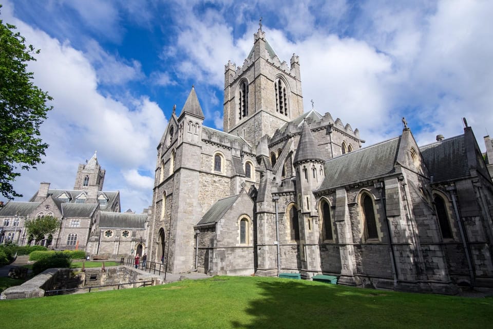 Book of Kells, Dublin Castle, Christ Church Cathedral Tour | GetYourGuide