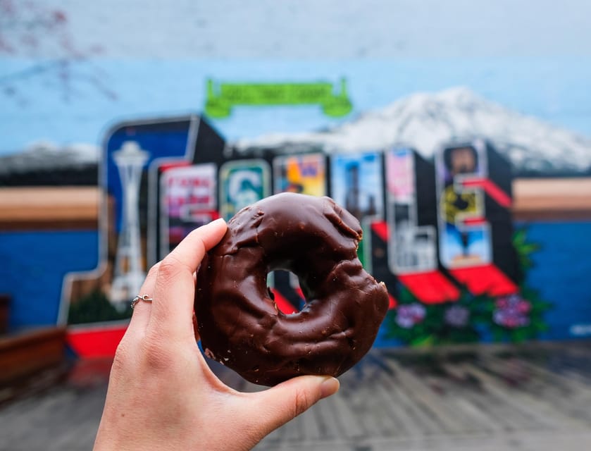 Seattle: Guided Holiday Donut Tour with Tastings | GetYourGuide