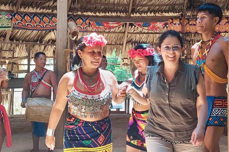 2-Day Tour Combo: Monkey & Sloth + Embera Tribe | GetYourGuide