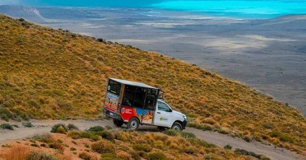 カラファテ パノラマ ツアー: カラファテの最高のバルコニー 4x4 | GetYourGuide