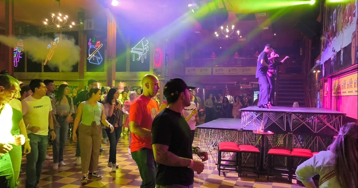 De Cali Salsa Tour | GetYourGuide