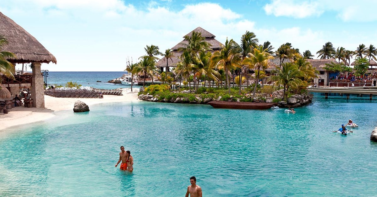 Från Riviera Maya: Xcaret Plus Park, den kompletta upplevelsen ...