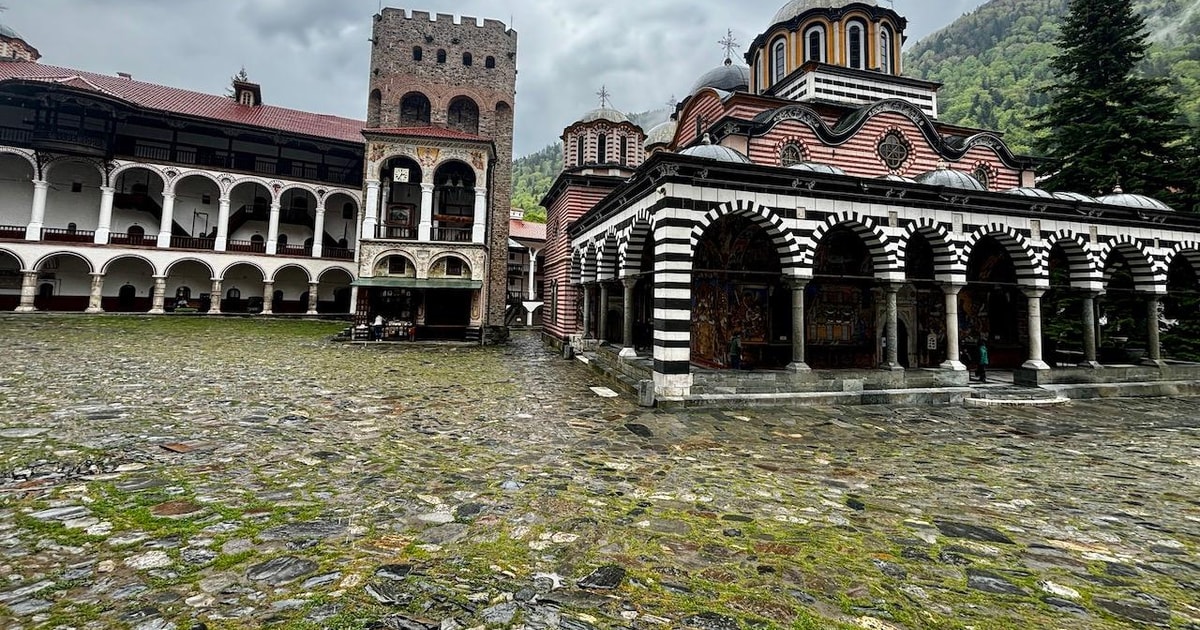 Excursión de un día: Monasterio de Rila y cueva de Iván Rilski - Grupo ...