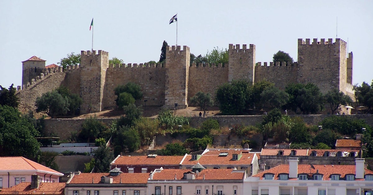 São Jorge Castle Skip-the-line Entry Ticket | GetYourGuide