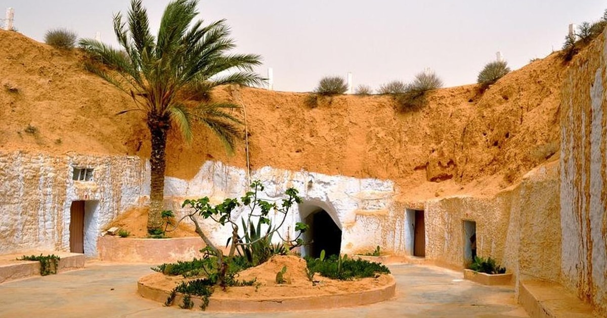 Au départ de Tunis : visite nocturne de 2 jours dans le désert avec ...