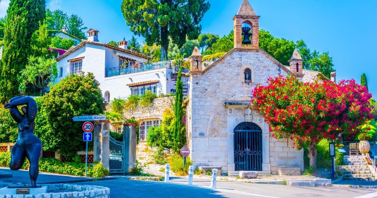 Provence & its Medieval Villages Full Day Sightseeing Tour | GetYourGuide