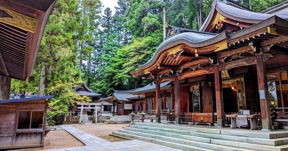 Van Takayama: Dompel je onder in de rijke geschiedenis en tempel van ...