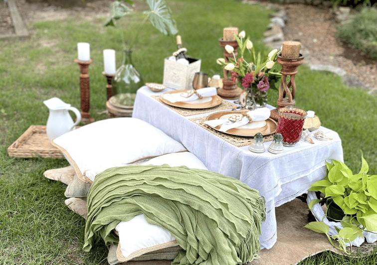 Memphis: Riverside Luxury Picnic on the Mighty Mississippi | GetYourGuide