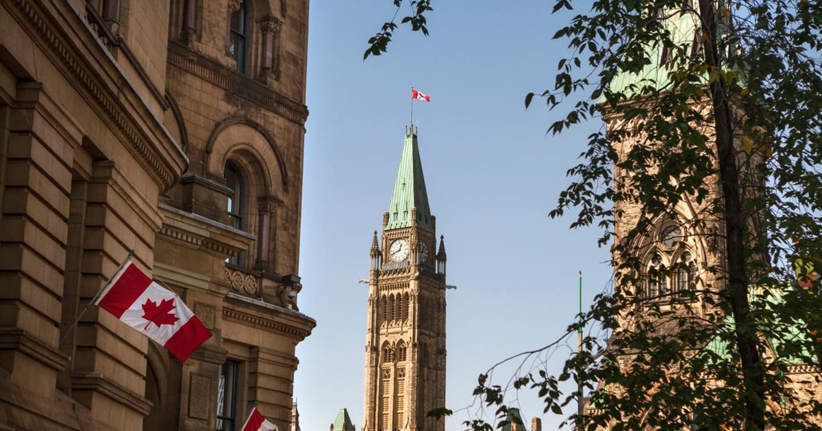 Family Walking Tour in Ottawa: Special Highlights | GetYourGuide