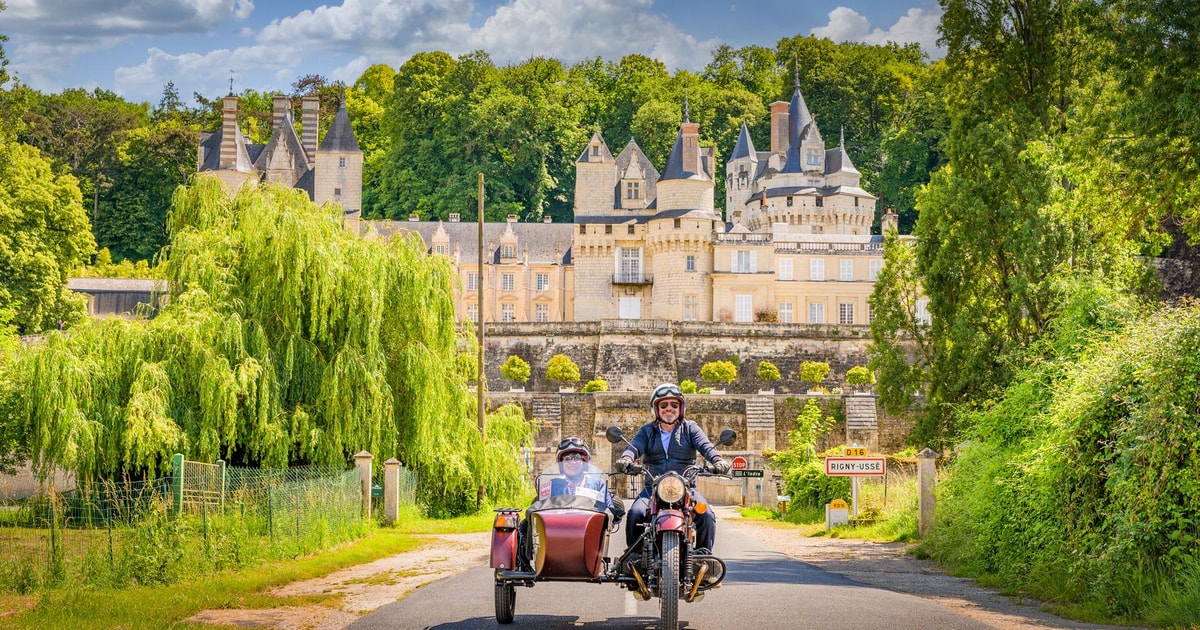 Passeios: Todo o Vale do Loire em um sidecar | GetYourGuide