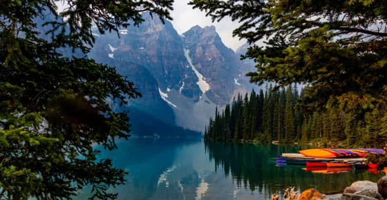Sunset at Moraine Lake & Stargazing Tour from Canmore/Banff | GetYourGuide