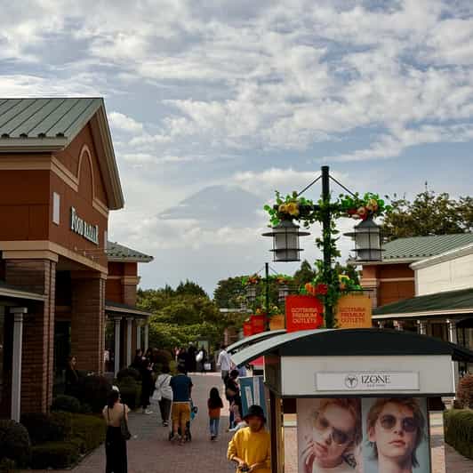 Visite privée du Mont Fuji, de Hakone et des magasins Premium Outlets ...