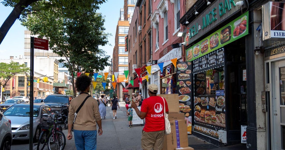 Brooklyn Food Tour of Mom-and-Pop Culinary Gems | GetYourGuide