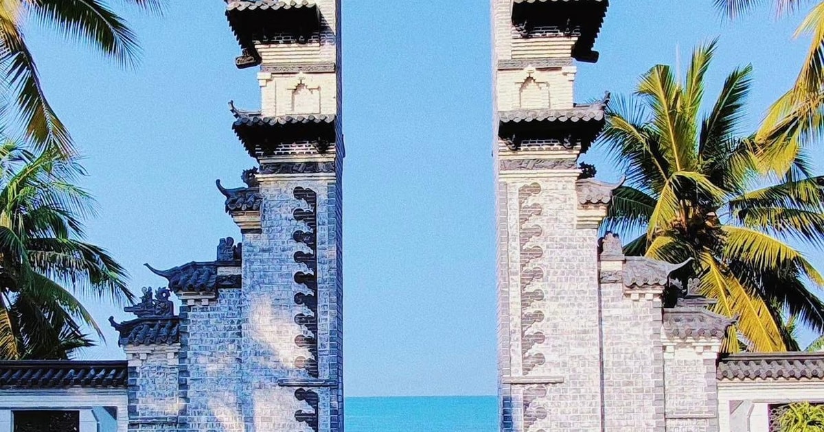 Sanya: Nanshan Scenic Area & Yazhou Ancient City Tour | GetYourGuide
