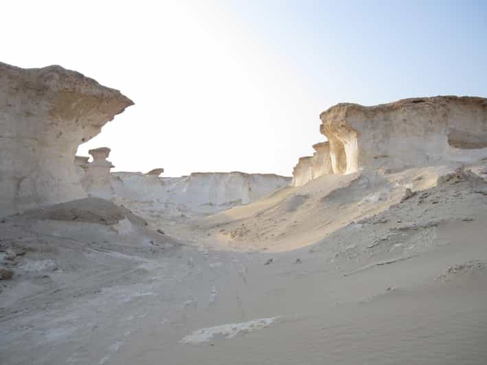 Doha: West Coast Tour, Zekreet and Richard Serra Sculpture | GetYourGuide