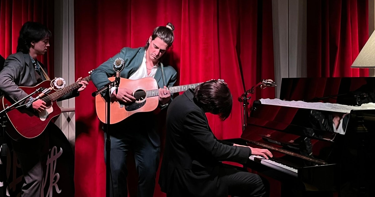 Madrid: Tuesday Indie Folk Concert with Drinks and Tapas | GetYourGuide