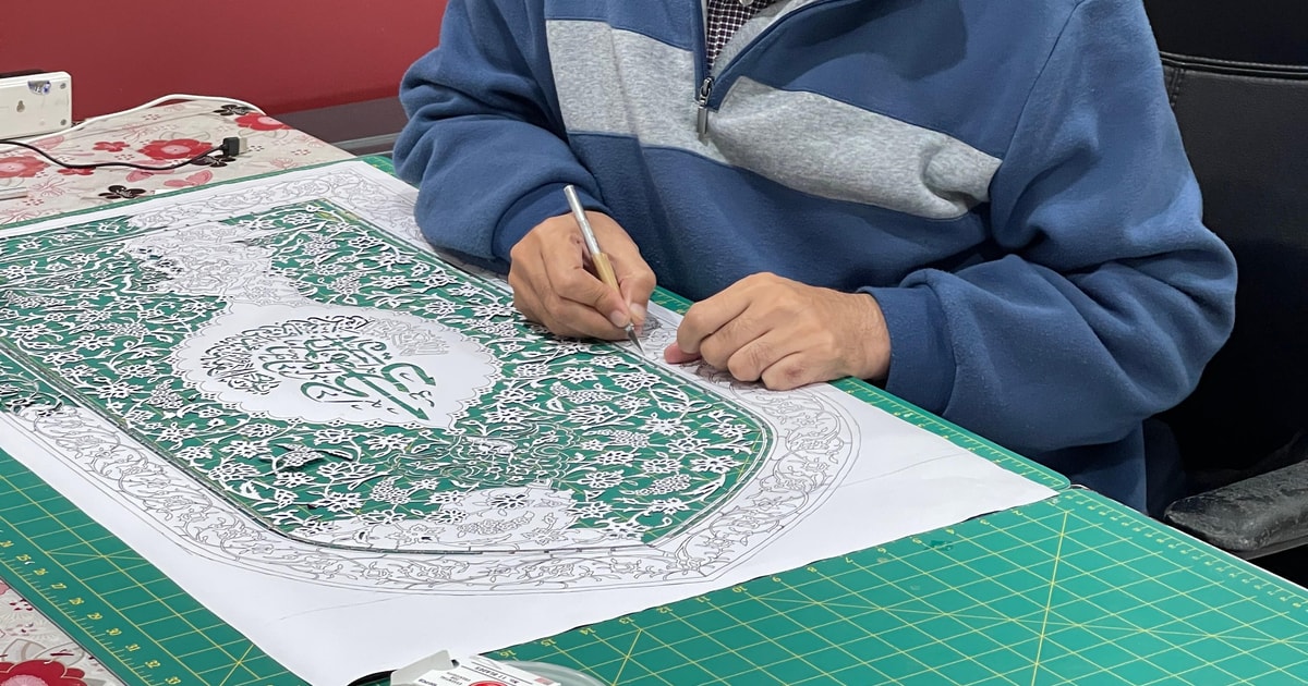Learn Paper cutting art with Tusif Ahmad | GetYourGuide