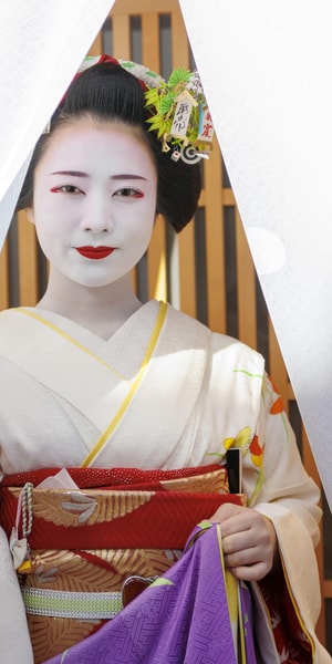 Kyoto: Exclusive Geisha Show in Gion with Tea Ceremony | GetYourGuide
