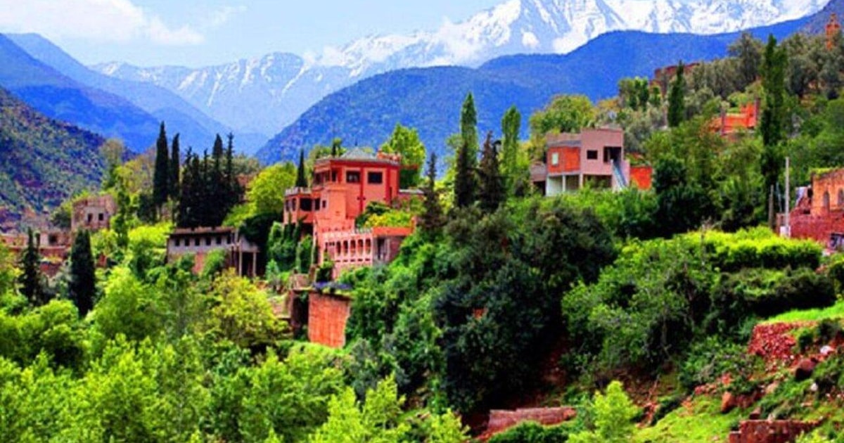 Marrakesh: Atlasz-hegység és 4 völgye túra ebéddel | GetYourGuide