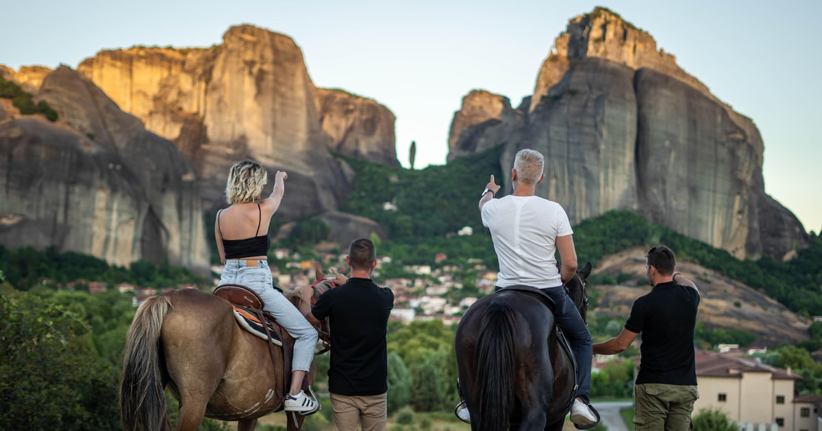 Kastraki: Meteora Naplemente lovaglás | GetYourGuide