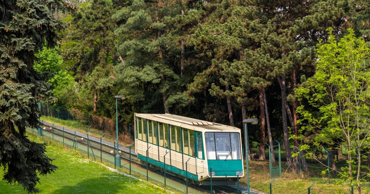 Excursión Funicular de Petrin, Colina de Petrin, Torre de Petrin en ...