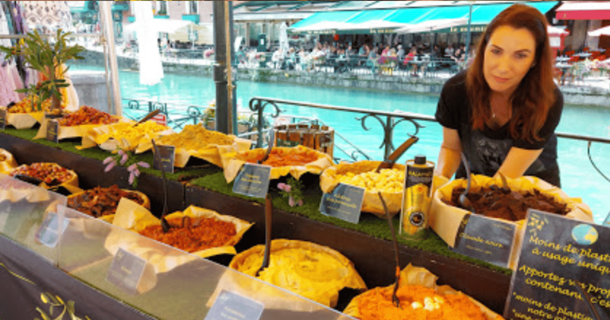 Tour gastronómico a pie por Annecy | GetYourGuide