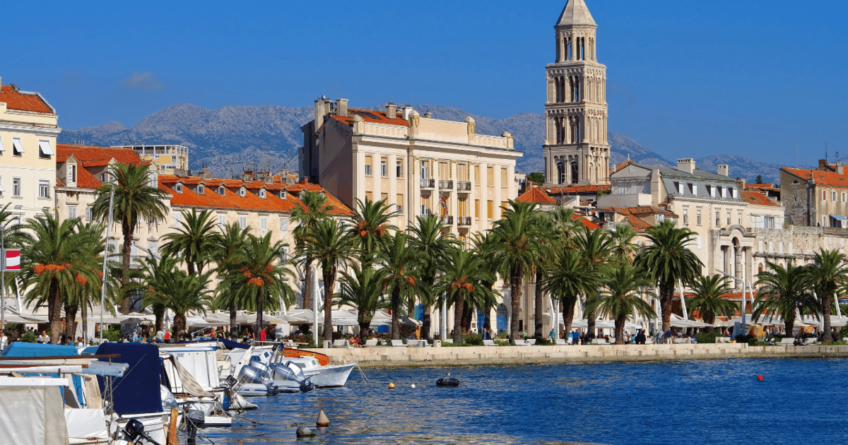 Tour a pie en grupo por la historia de Split | GetYourGuide