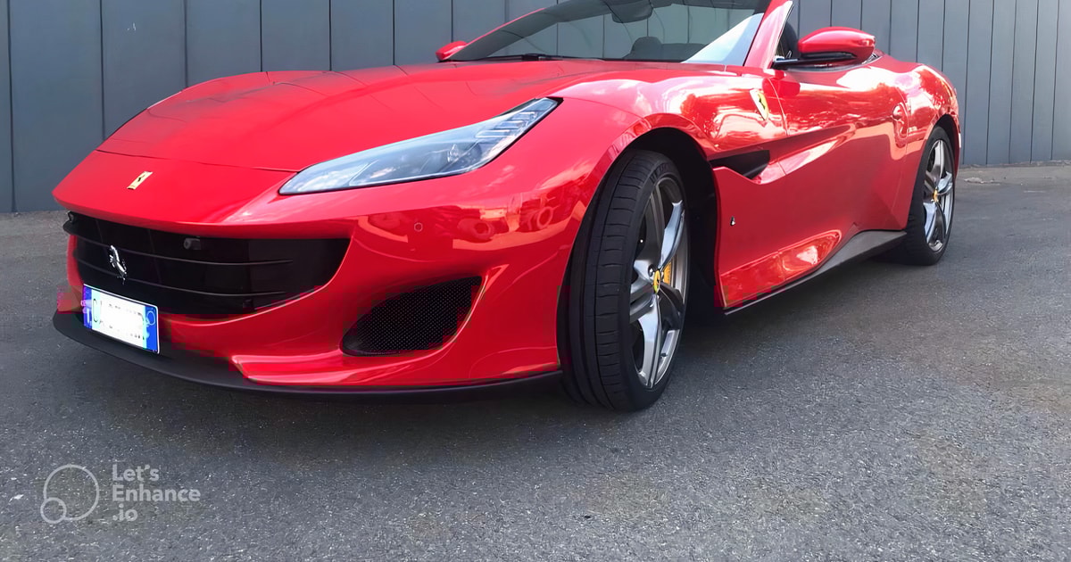 Maranello: Test drive Ferrari Portofino | GetYourGuide