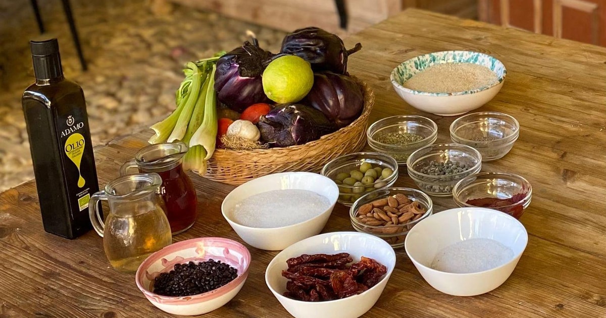 Siciliaanse kookles in de historische baglio Florio Adamo | GetYourGuide