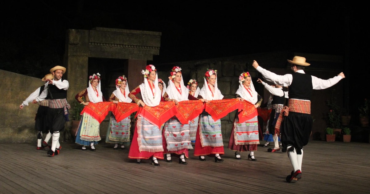 Athen: Dora Stratou Griechische Tanzshow erleben | GetYourGuide