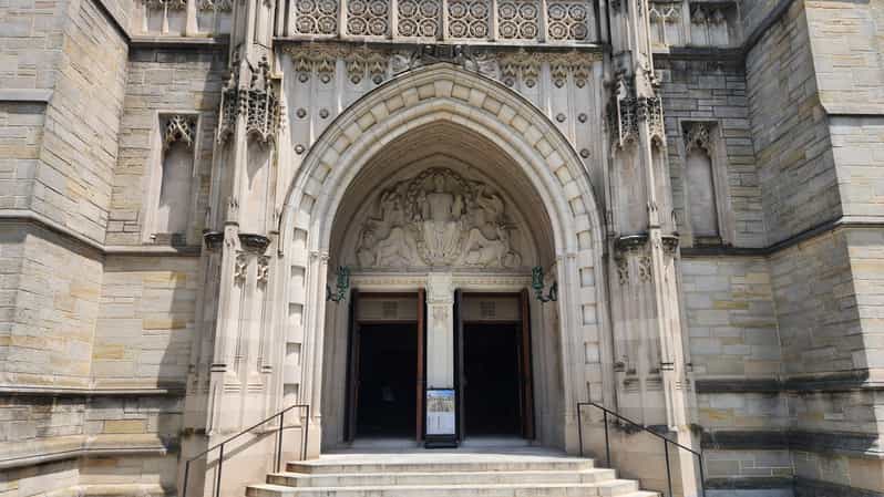 New York City: Philadelphia and Princeton University Tour | GetYourGuide