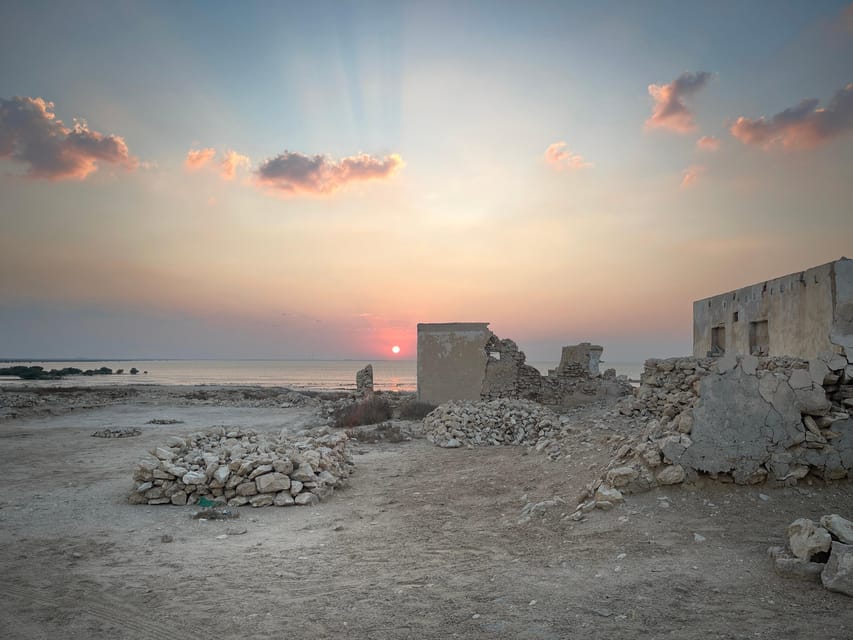 North of Qatar: Olafur Eliasson Exibit, Zubara fort & jumail | GetYourGuide