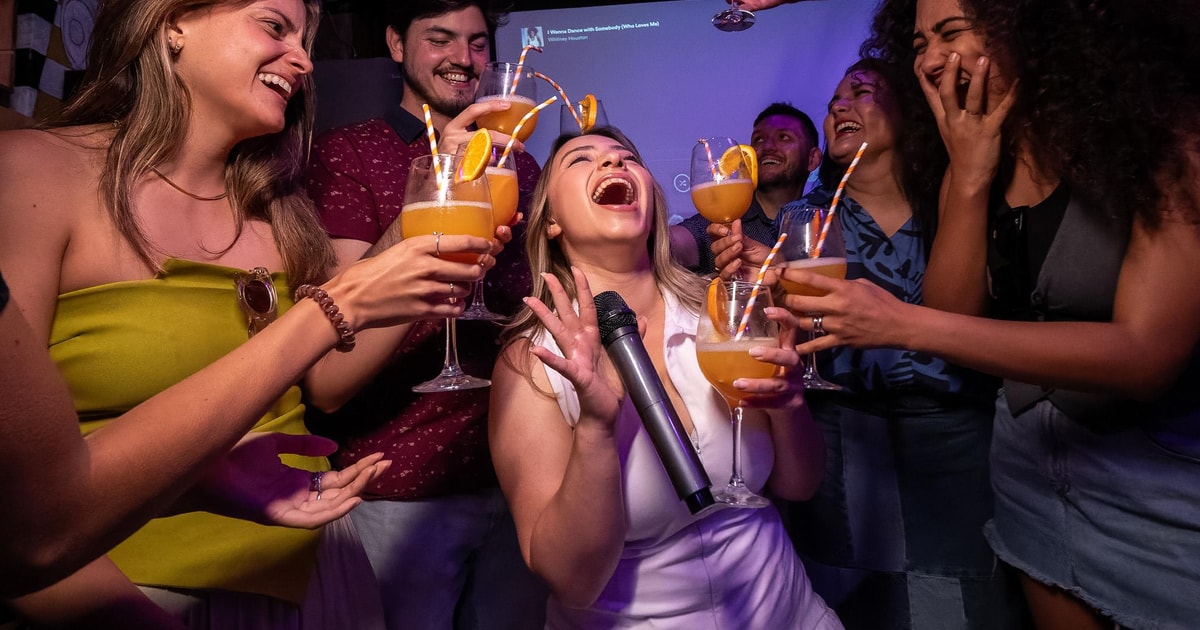 Barcelona: Tour a pie de la Historia Borracha con Bebidas Incluidas ...