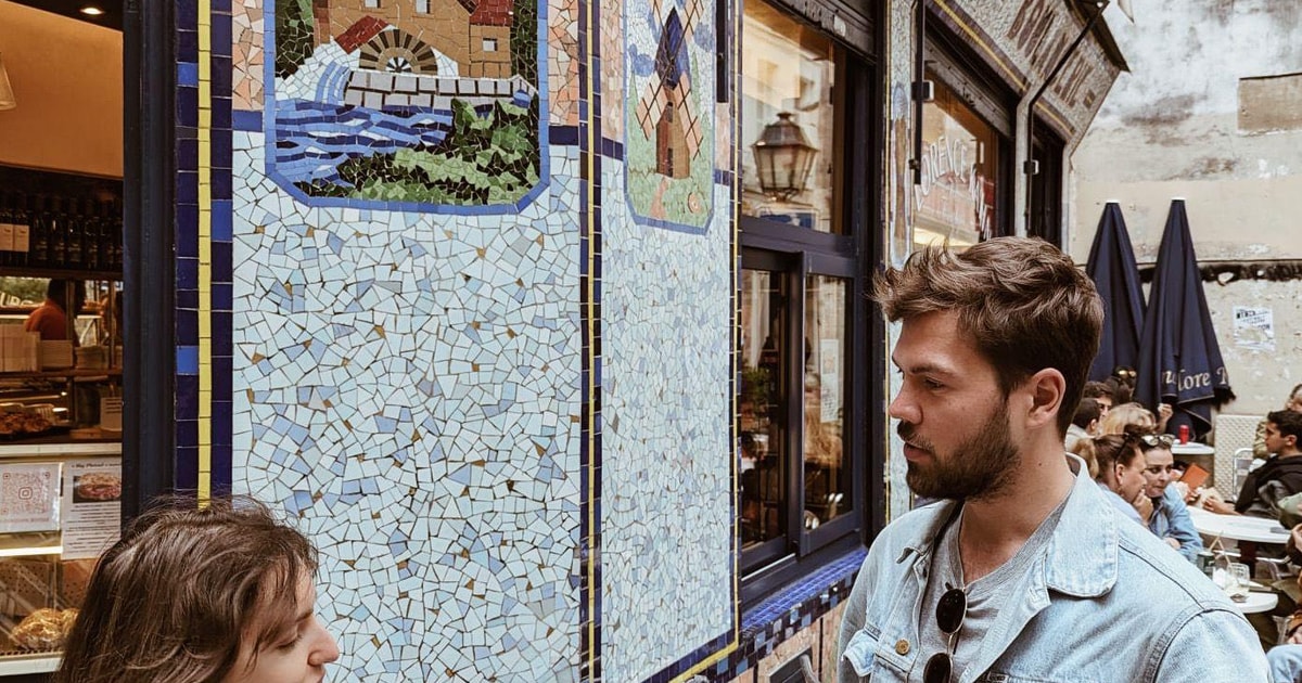 Jewish Marais - Yiddish world : Walking tour and pastries | GetYourGuide