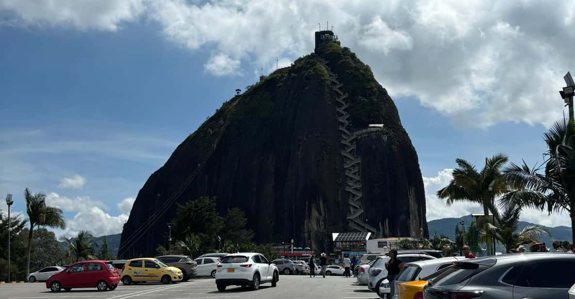 Tour Guatapé con visita a Granja de las Llamas y las Alpacas | GetYourGuide