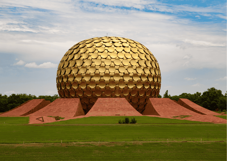 Visita guiada a pie por Auroville | GetYourGuide
