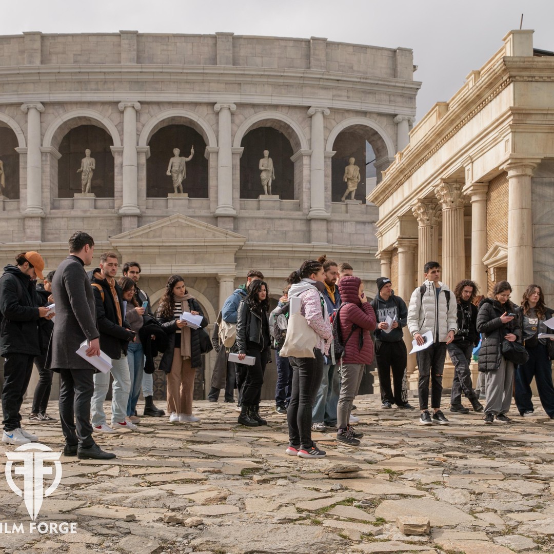 Sofia: tour guidato dei Nu Boyana Film Studios | GetYourGuide