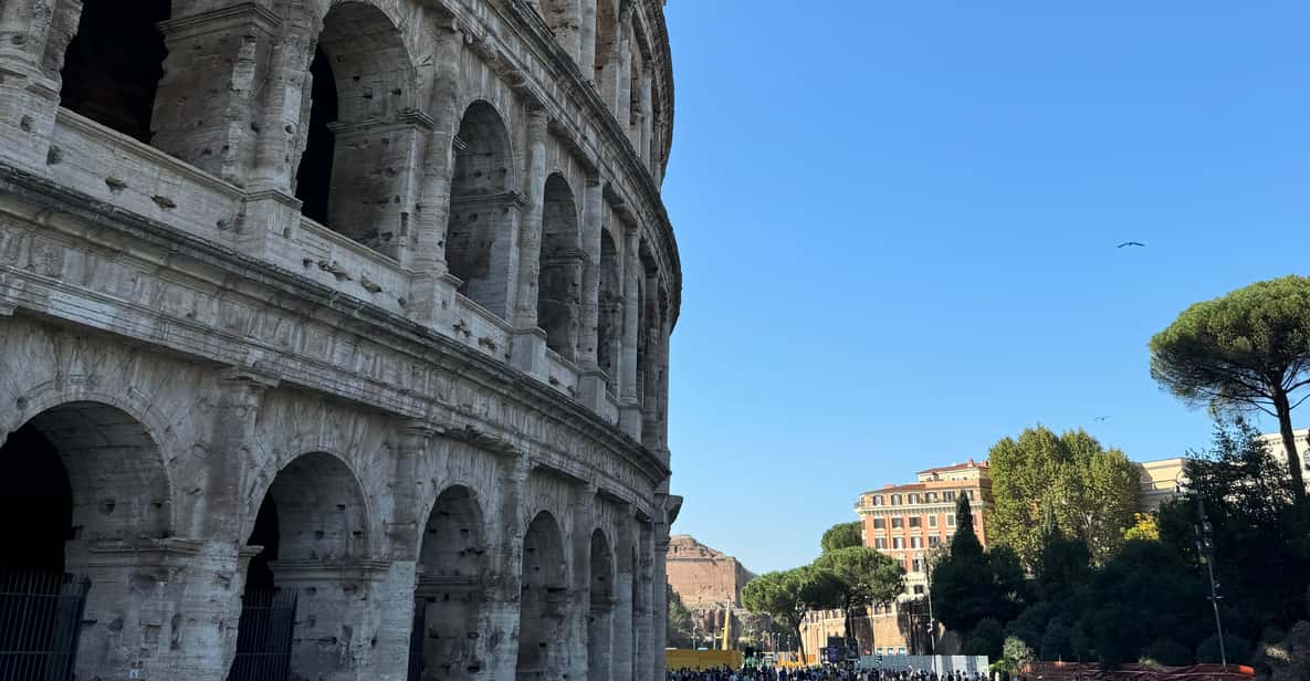 Rome: Wandeltour door het oude Rome en toegang tot het Colosseum ...