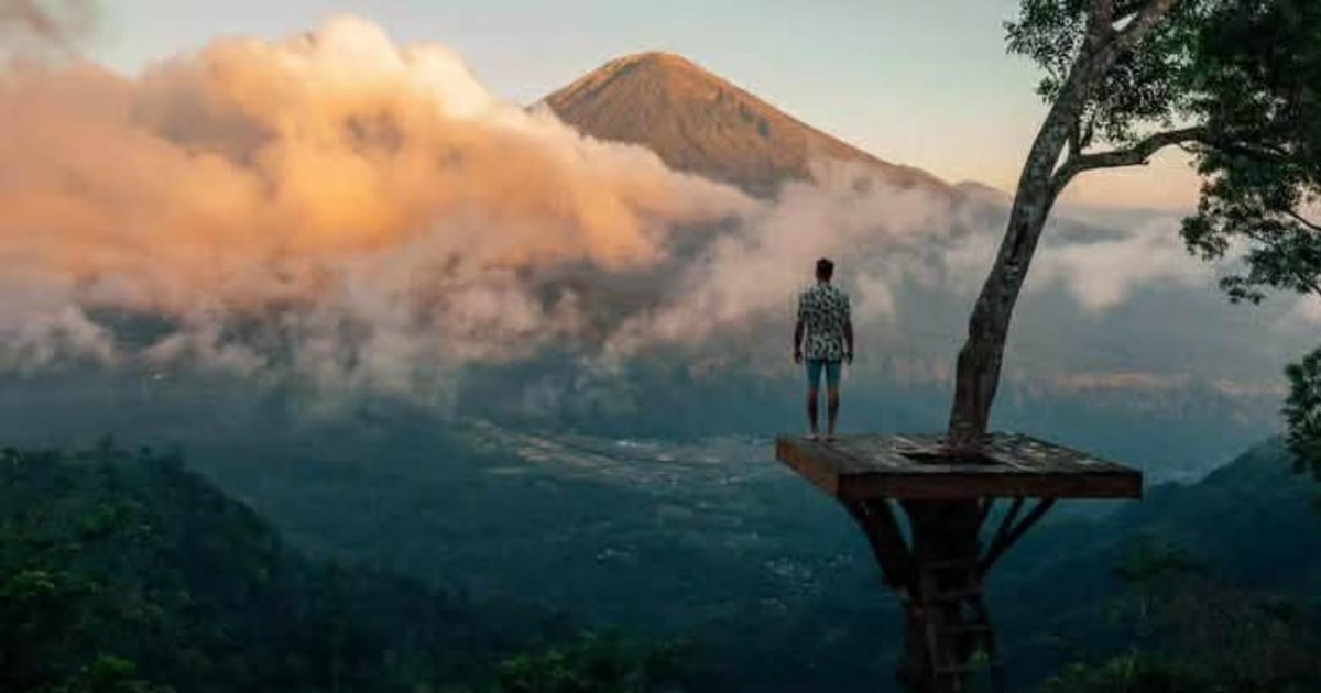 East Bali: Tianyar Savanna, Salt Farm, and Beach Day Tour | GetYourGuide