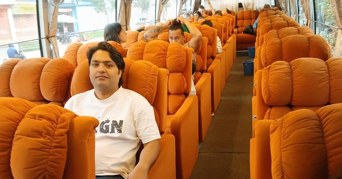 Tourist Bus Ticket (Deluxe Luxury All Route) | GetYourGuide
