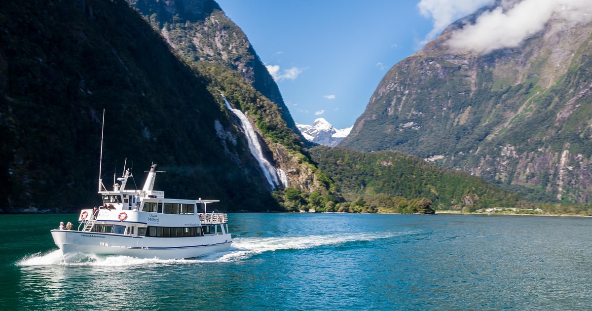 Te Anau nach Queenstown inkl. Milford Sound Tour, Kreuzfahrt ...