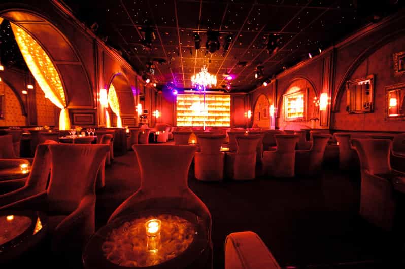 Secret Square Paris : Parisian Strip-Tease Cabaret Ticket | GetYourGuide