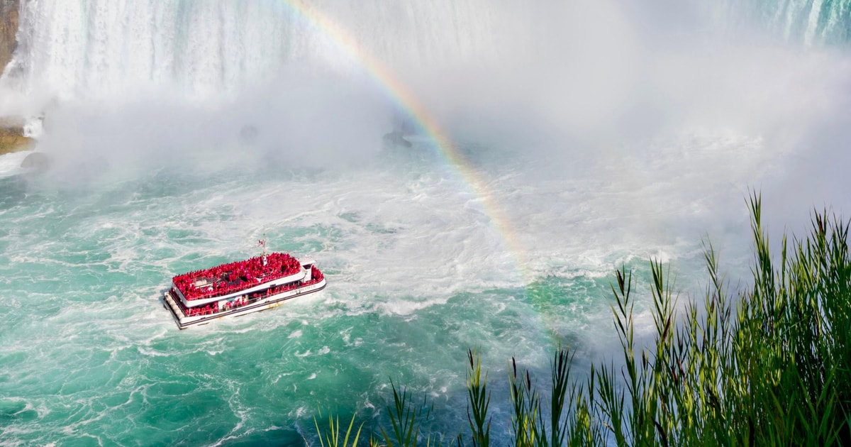 Toronto: Niagara Falls Highlights Day Tour with Boat Option | GetYourGuide