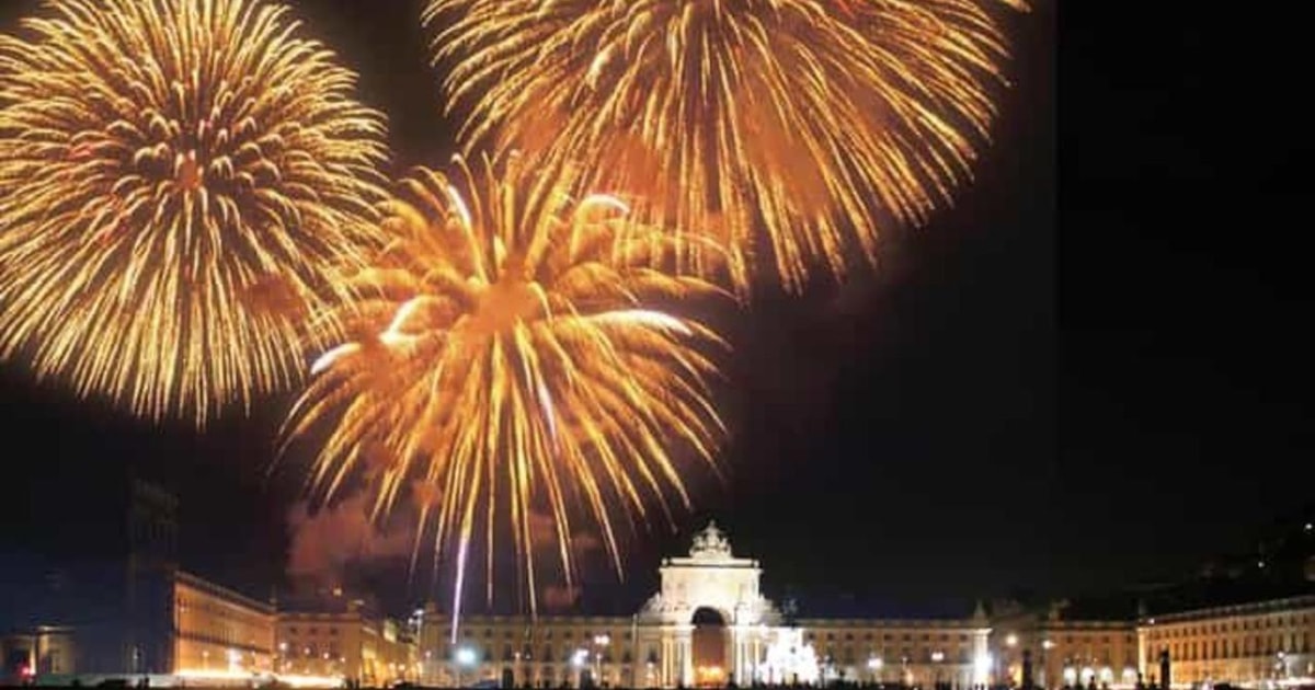 Lisboa: festa de Cap d'Any en excursió en veler del 2025 al 2026 ...