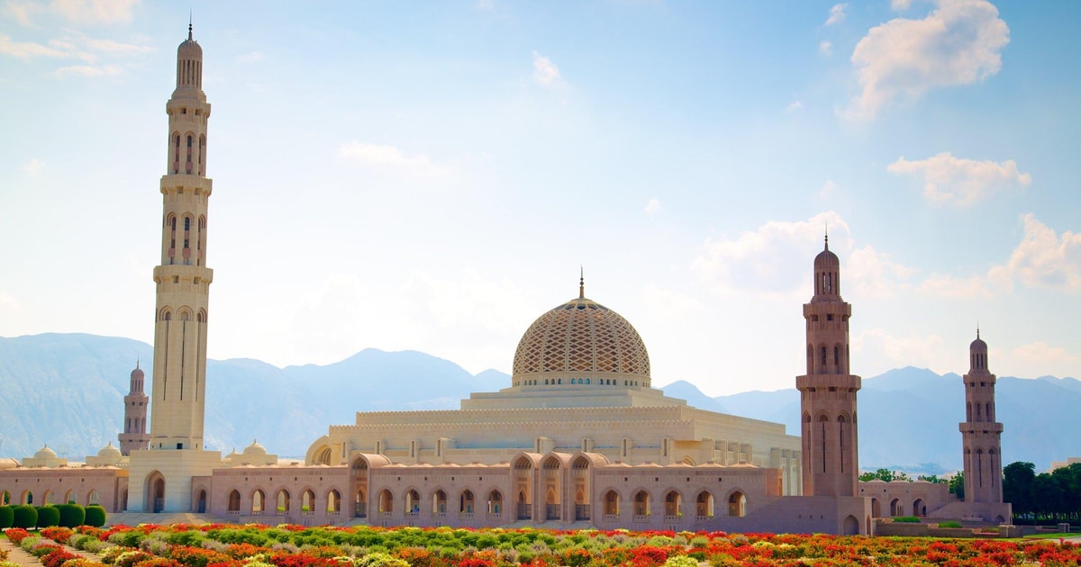 Journey to Muscat : City Highlights Group Tour | GetYourGuide